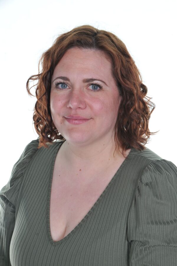 Meet Our Staff – Hollyfield Primary School